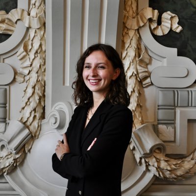 Zoé Allait, 2022 laureate of the Herbert Smith Freehills/Cercle ...